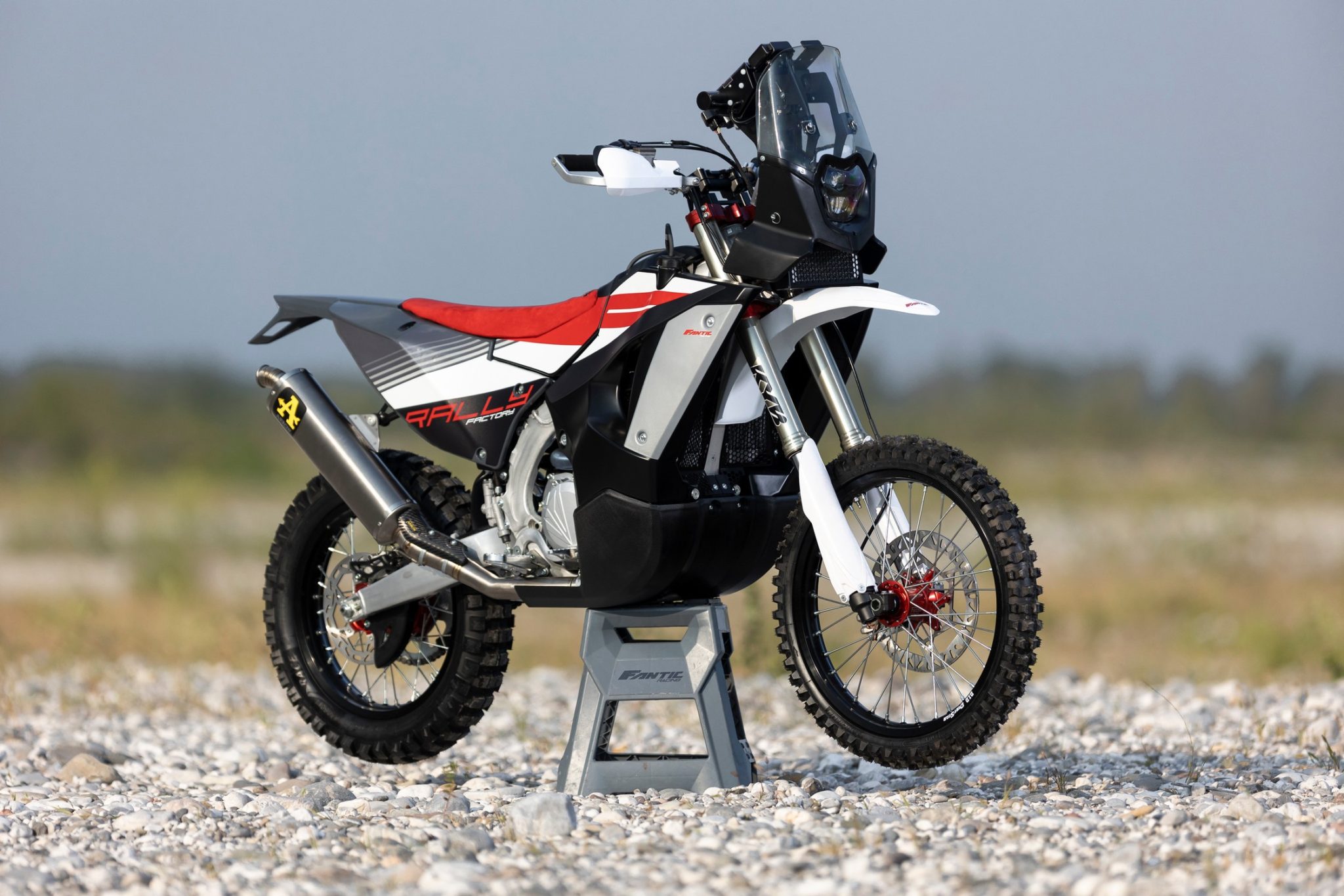 Fantic XEF 450 Rally Racer | Track and Street Corner