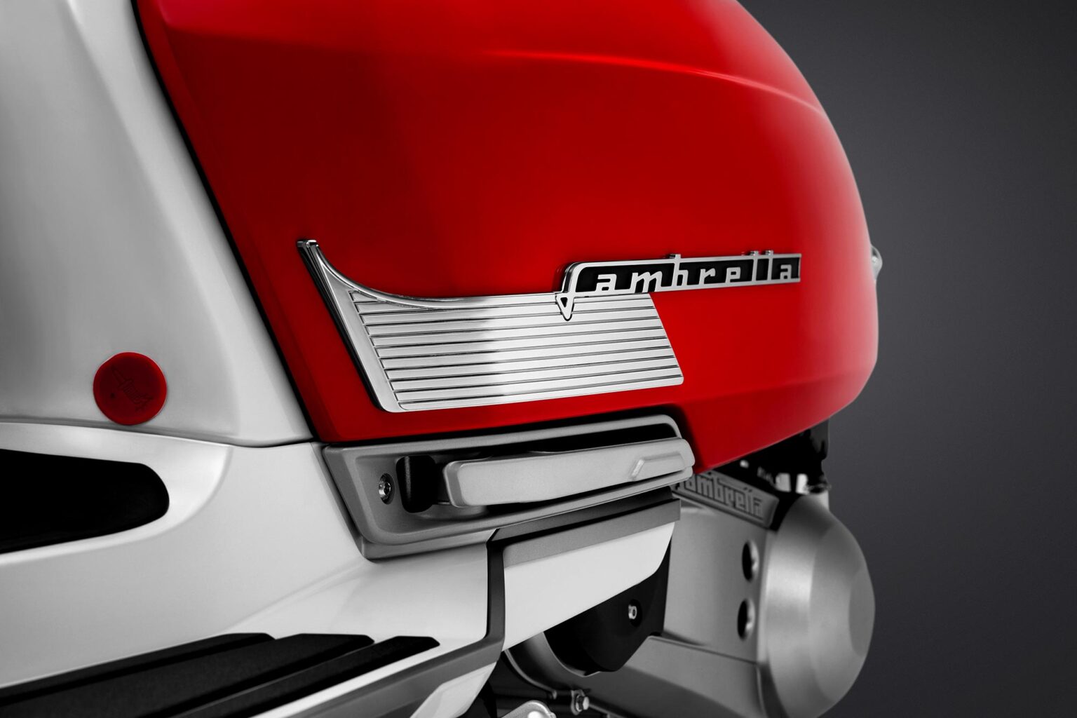 Lambretta G-350 Series II | Track and Street Corner